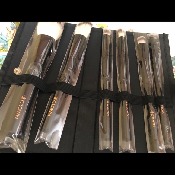 Crown | Makeup | Crown Pro 6pc Syntho Makeup Brush Set | Poshmark